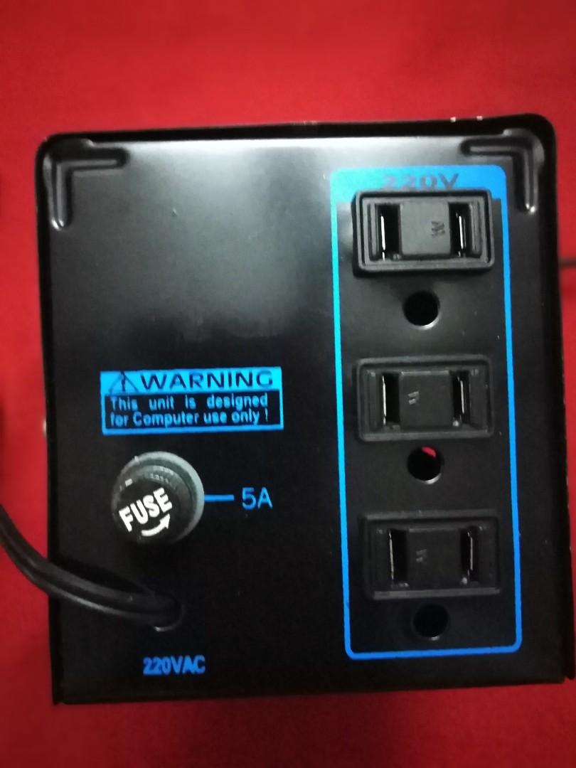 PowerPlus Computer Voltage Regulator 220 watts 3 sockets, Computers ...