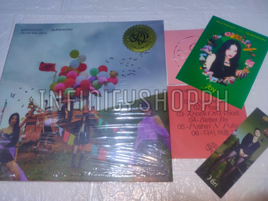 Red Velvet Queendom (Photobook Version), Hobbies & Toys, Memorabilia ...