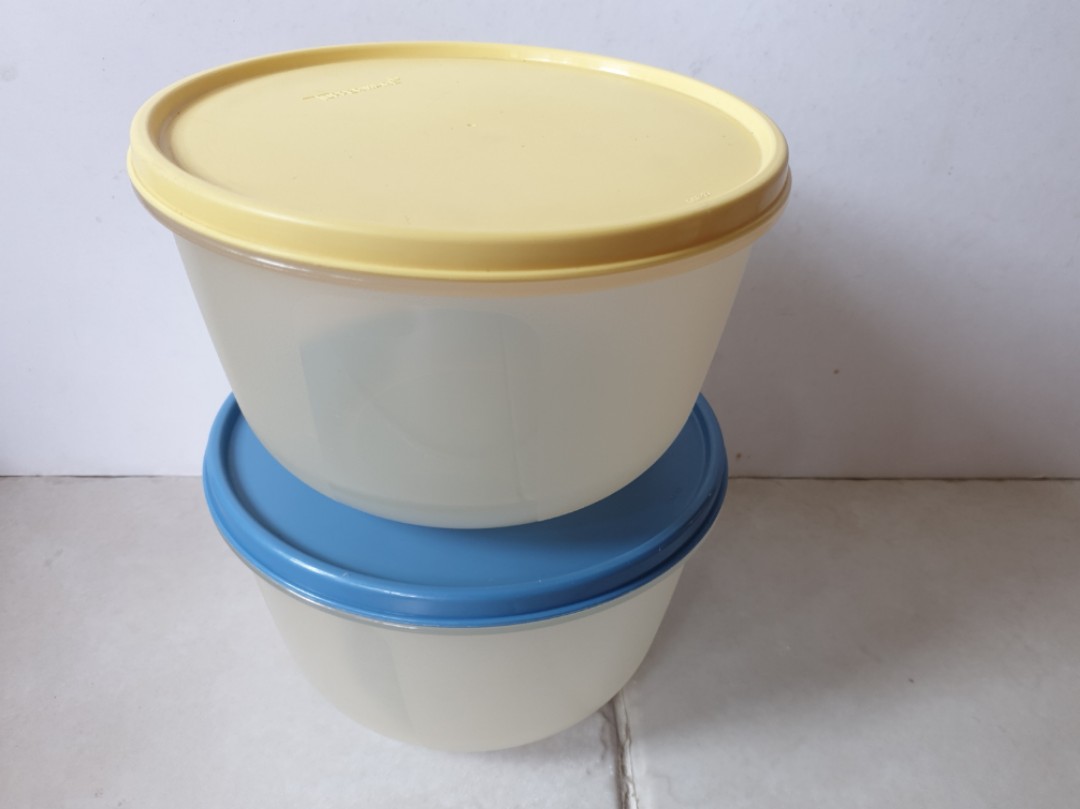SET OF TWO 2 LITRE TUPPERWEAR CONTAINERS - EACH ARE 2 LITRE CONTAINER ...