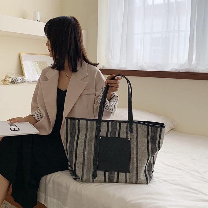 Shoulder bag list jingpin, Olshop Fashion, Olshop Wanita di Carousell