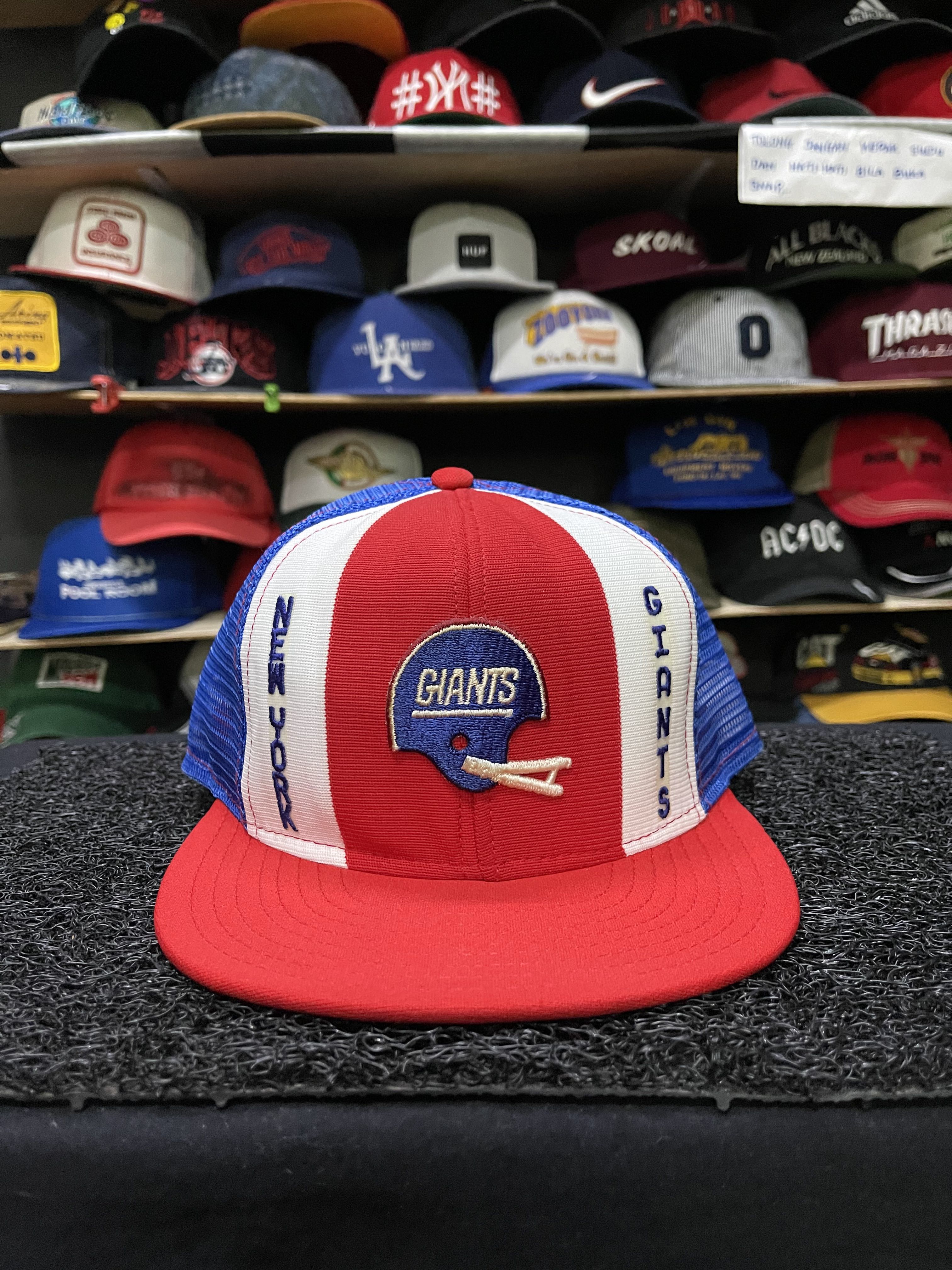 Vintage Ajd X NFL New York Giants Trucker Cap, Men's Fashion, Watches ...