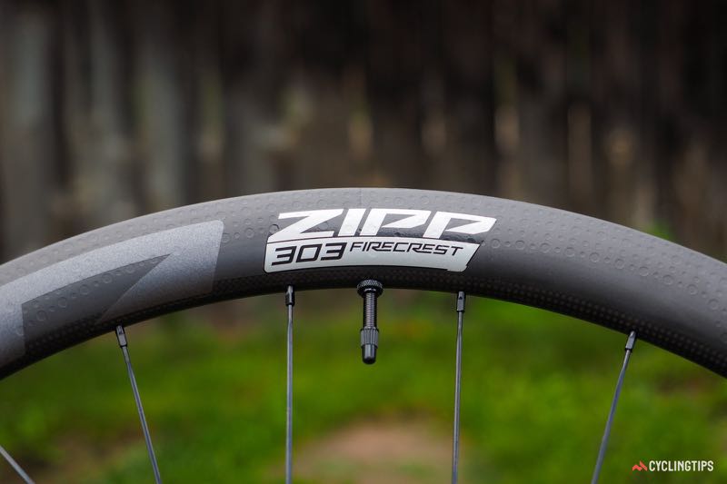 Zipp 303 Firecrest disc hookless, Sports Equipment, Bicycles & Parts ...