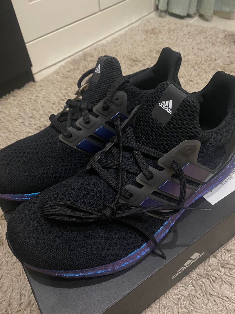 Adidas Ultraboost Original, Men's Fashion, Footwear, Sneakers on Carousell
