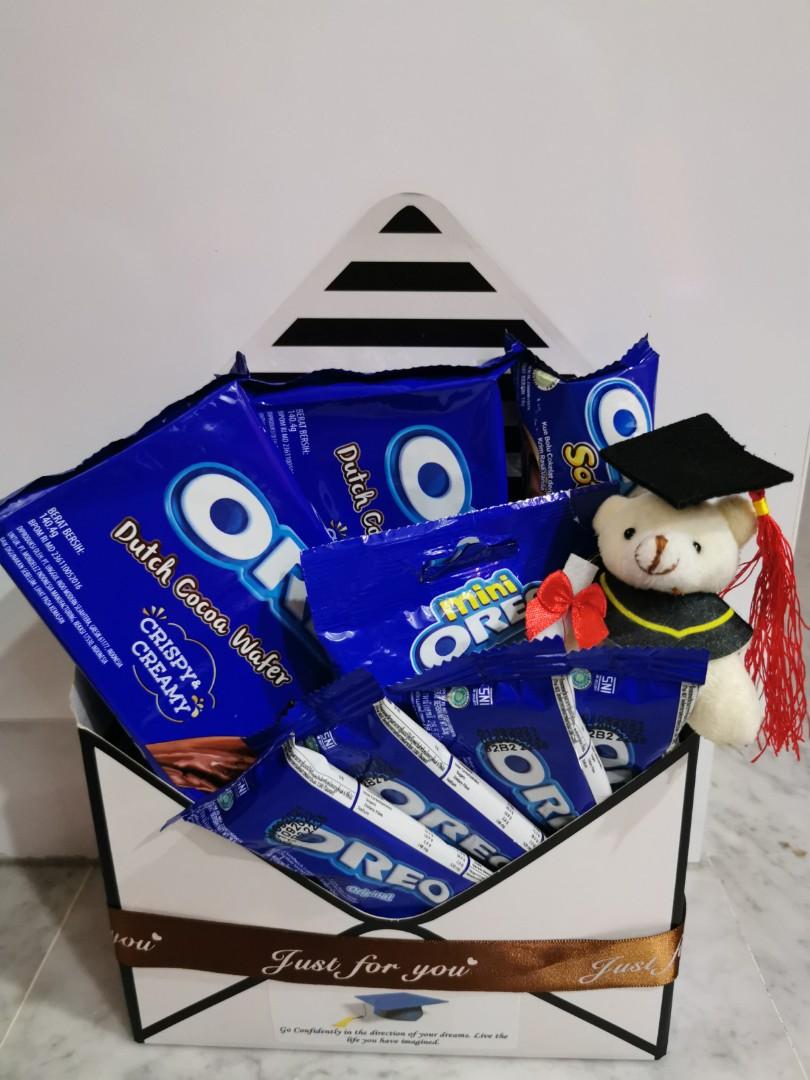 Chocolate oreo gift hamper graduation bear, Food & Drinks, Gift Baskets ...