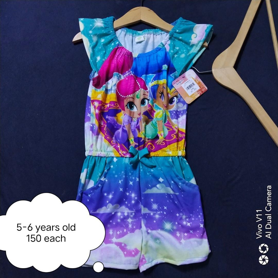 Disney mall pull out, Babies & Kids, Babies & Kids Fashion on Carousell