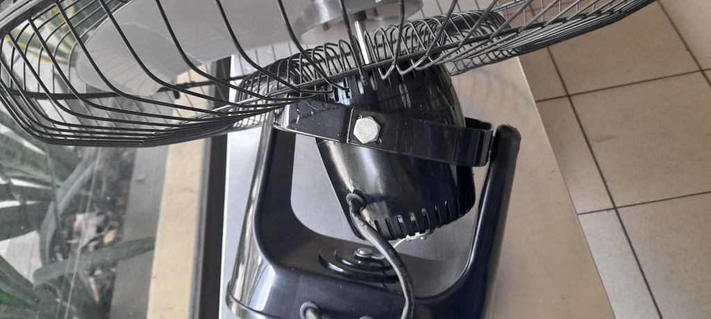Dowell ceiling fan, Furniture & Home Living, Lighting & Fans, Fans on ...