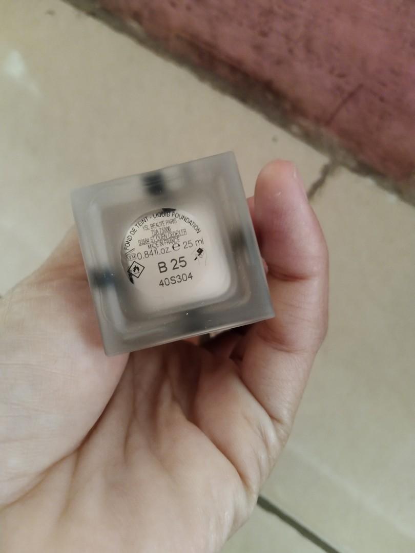 foundation ysl shade B25, Kesehatan & Kecantikan, Rias Wajah di Carousell