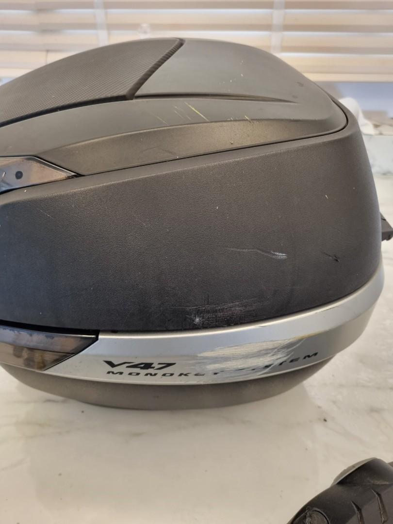 Givi V47 box (Carbon design), Motorcycles, Motorcycle Accessories on ...