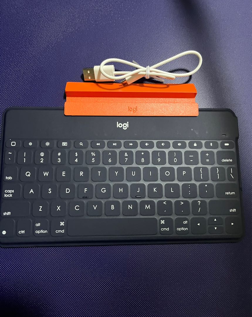 Logitech Key To Go Portable Wireless keyboard, Computers & Tech, Parts ...