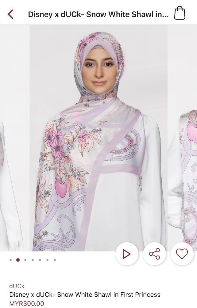 NEW DISNEY X DUCK SNOW WHITE FIRST PRINCESS SHAWL, Women's Fashion ...