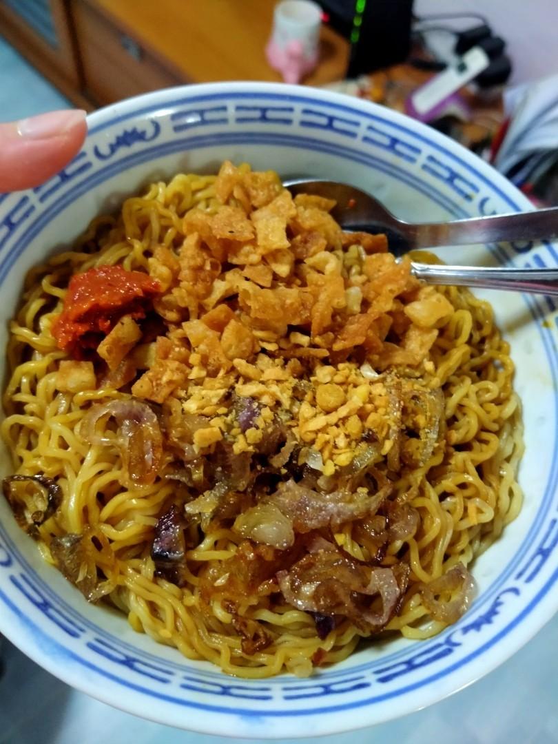 Old style tuk tuk mee/hot &spicy ban mee, Food & Drinks, Packaged ...