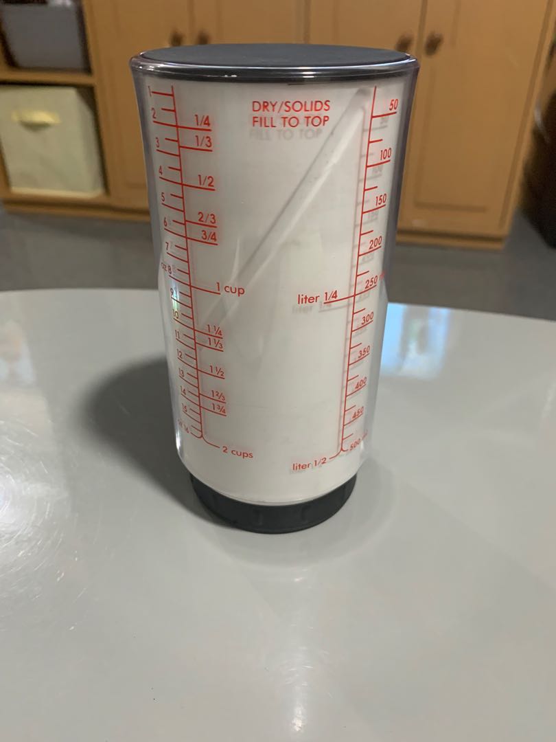 OXO Adjustable Measuring Cups, Furniture & Home Living, Kitchenware ...