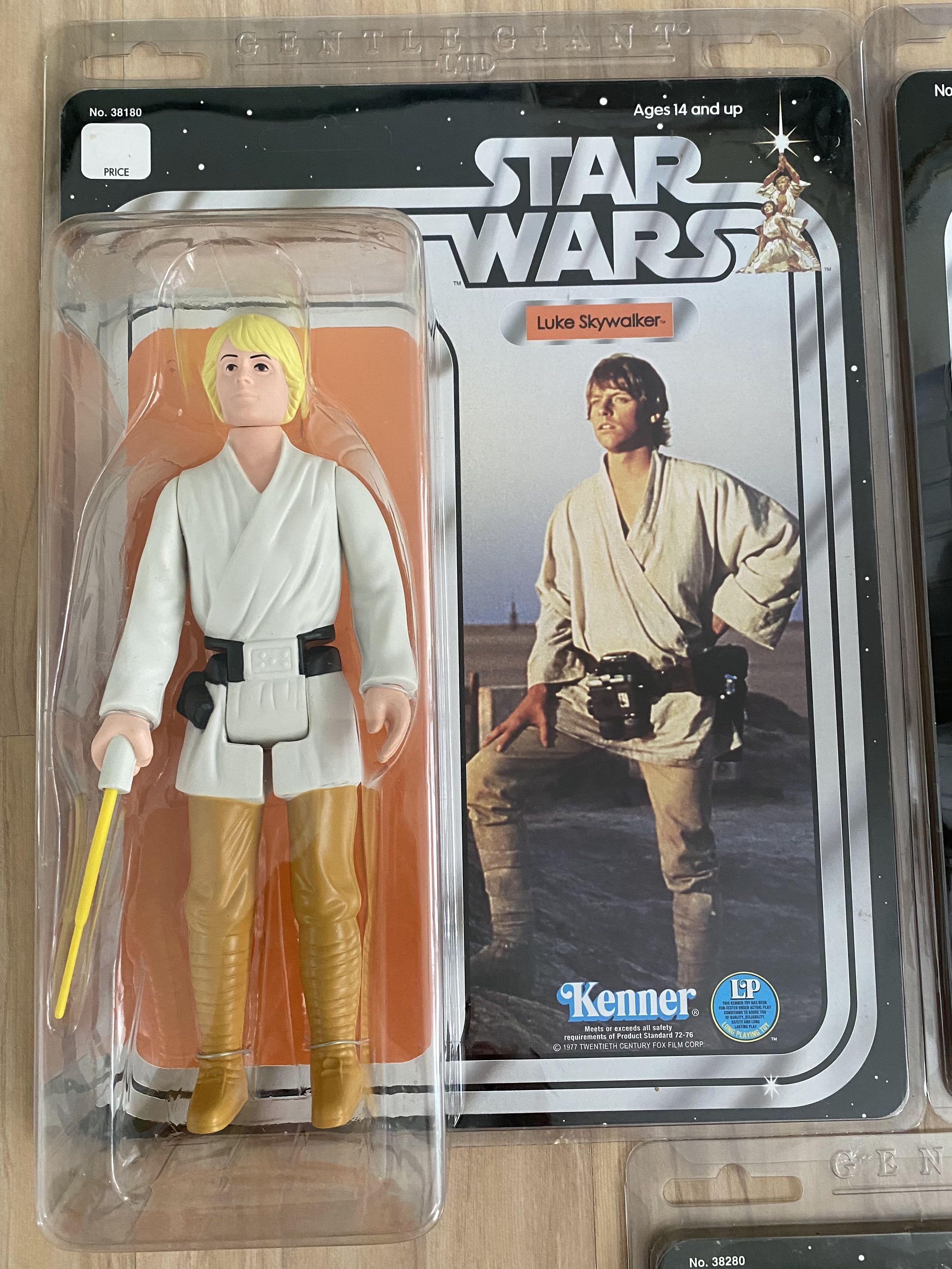 Star Wars Kenner Gentle Giant jumbo figures. Yoda, Luke Skywalker, sand ...