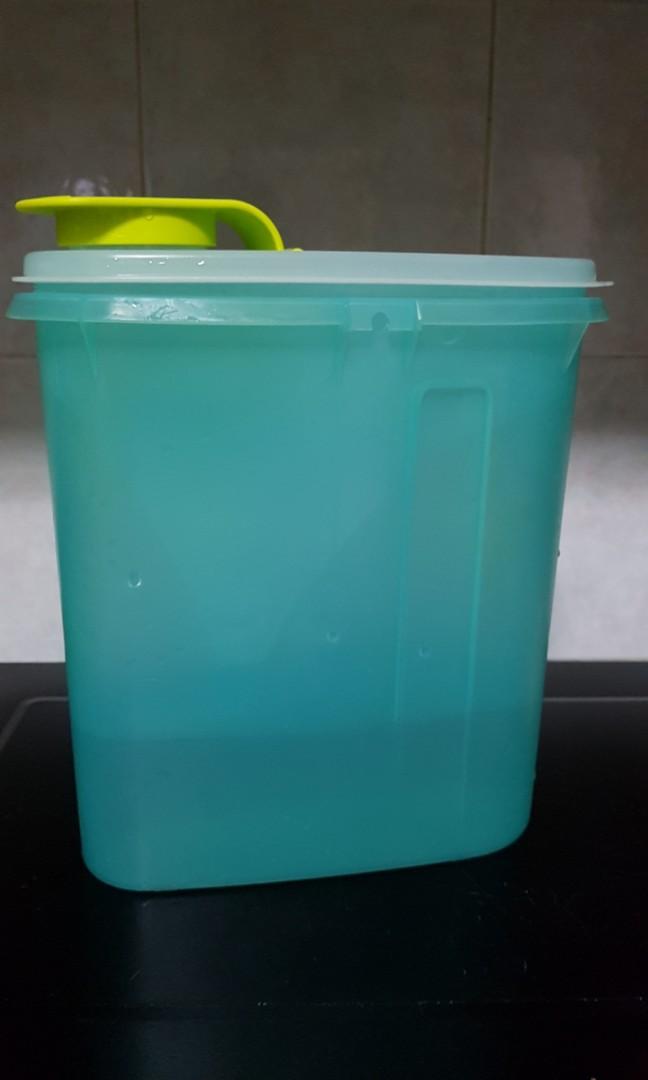 Tupperware water containers, Furniture & Home Living, Kitchenware ...