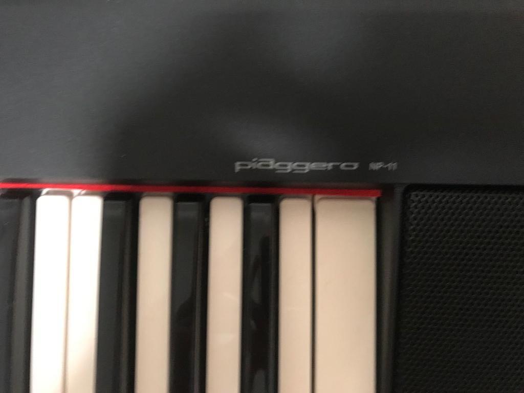 Yamaha Piaggero NP11 61-Key Lightweight Compact Portable Keyboard ...