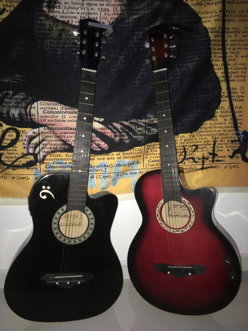 Acoustic Guitar Low Priced with capo and picks FREE!, Hobbies & Toys ...