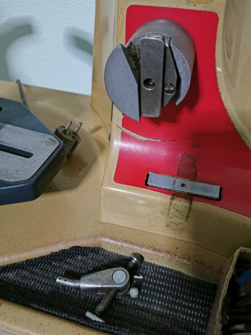 Babolat Yonex Li Ning Felet Badminton Restring Stringing Stringer ...