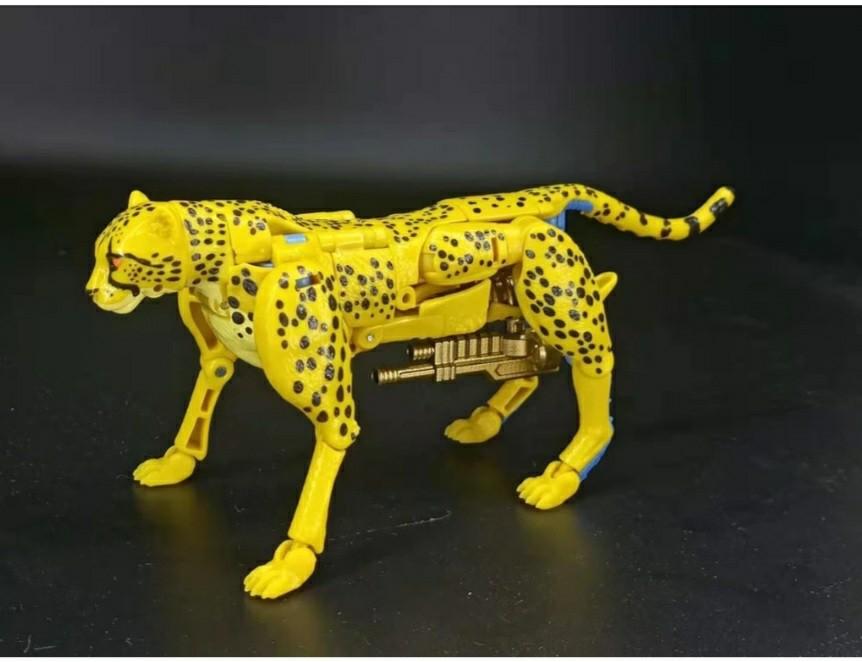 (*Back order*) Transformers Netflix/ Kingdom Cheetor Upgrade Kit Gut ...
