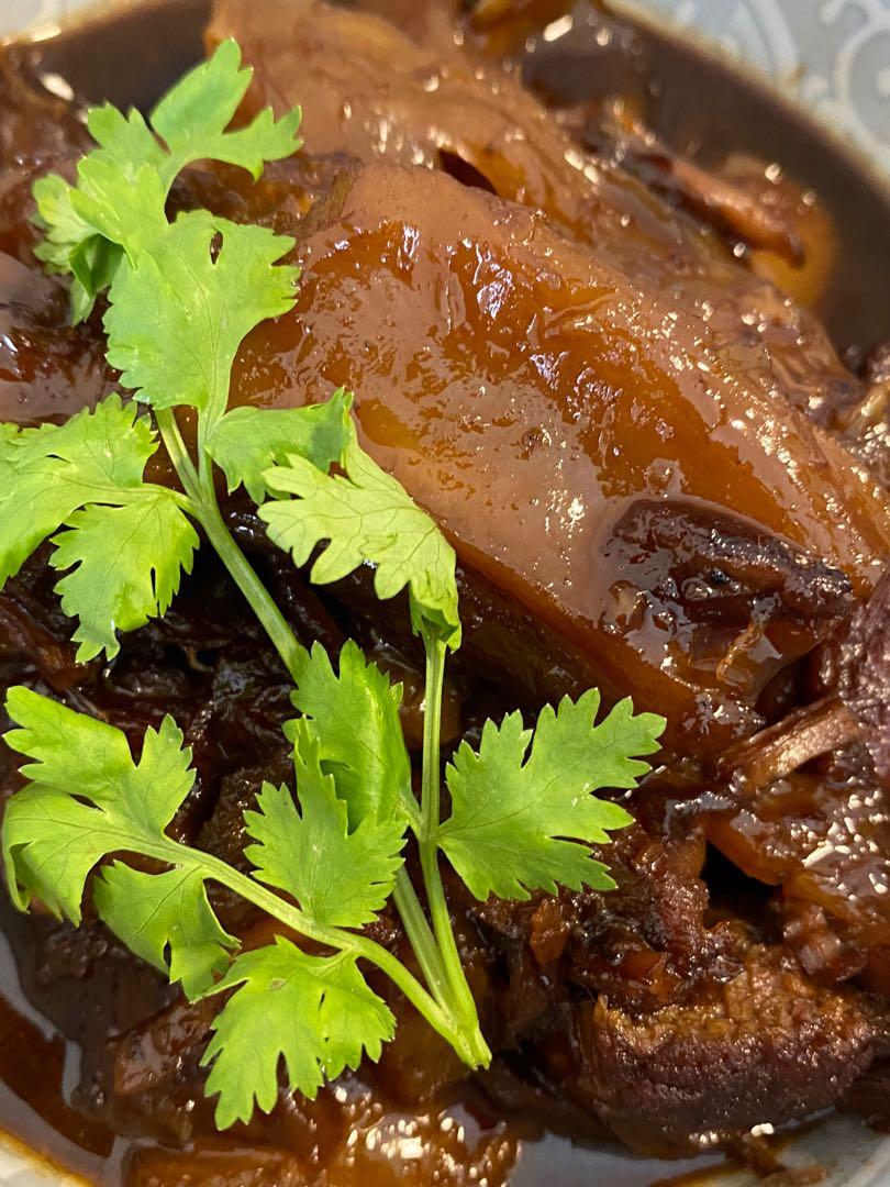 Cantonese Braised Beef Brisket & Tendon with Radish/Daikon (Ngau Lam ...