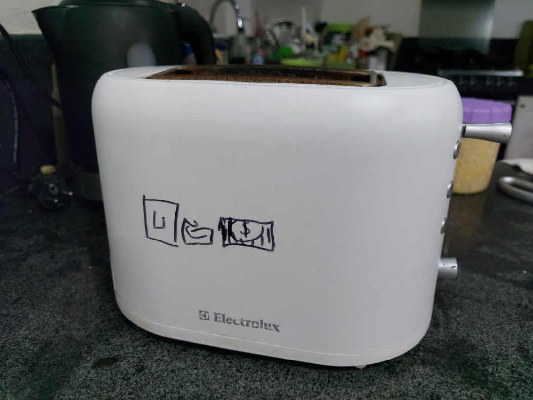 Electrolux bread toaster ETS 1250, TV & Home Appliances, Kitchen ...