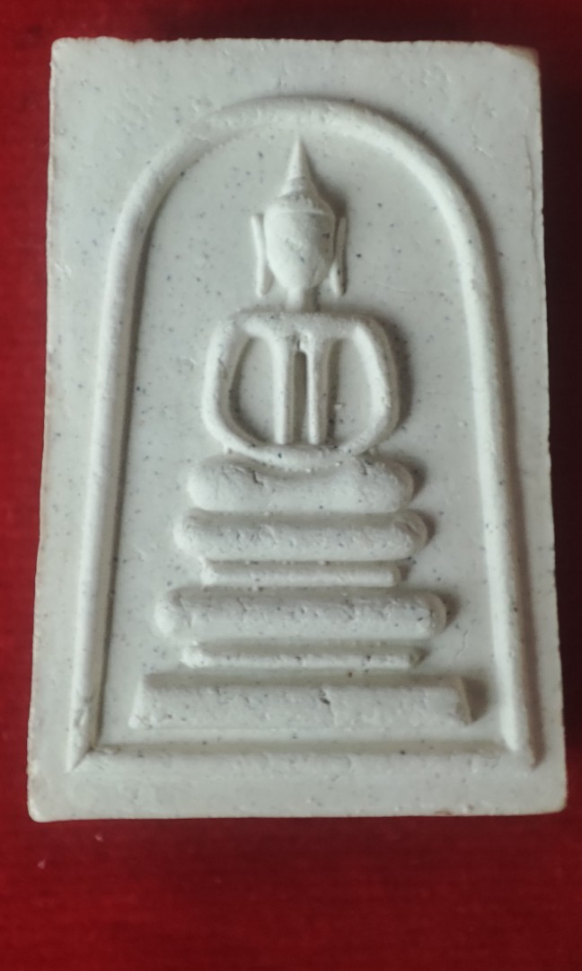 LP Jued Somdej 2557, Hobbies & Toys, Memorabilia & Collectibles ...