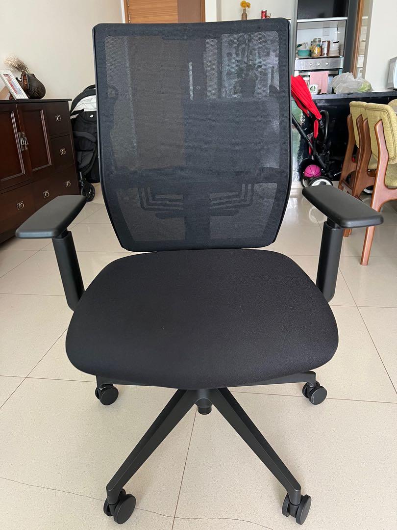 Office chair: Haworth aloha easy, Furniture & Home Living, Furniture ...