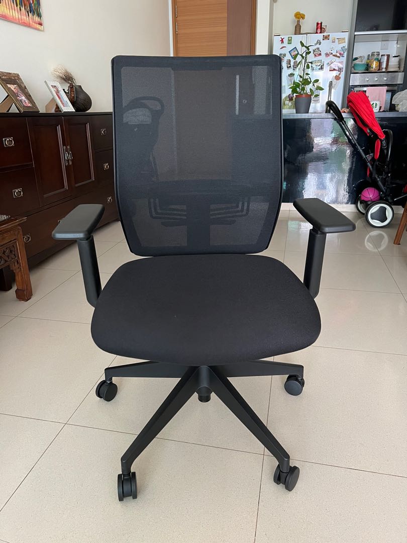 Office chair: Haworth aloha easy, Furniture & Home Living, Furniture ...