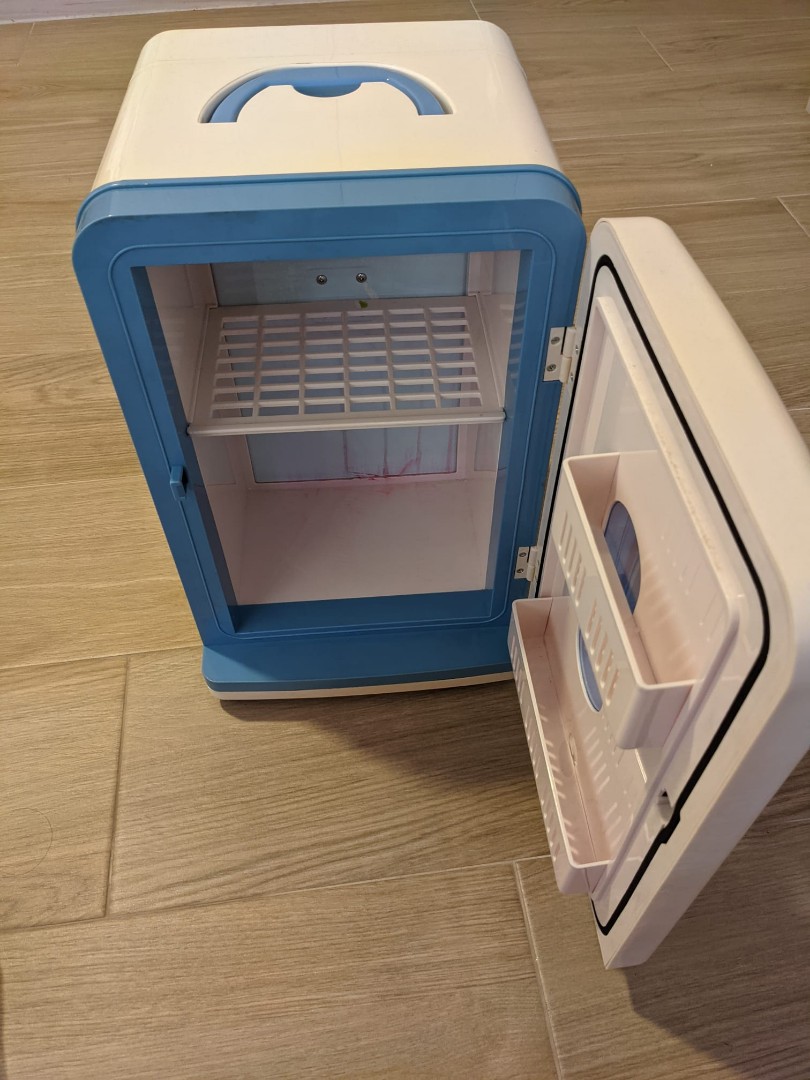 Portable Mini Bar Fridge (Bigger than the usual 10l), TV & Home ...