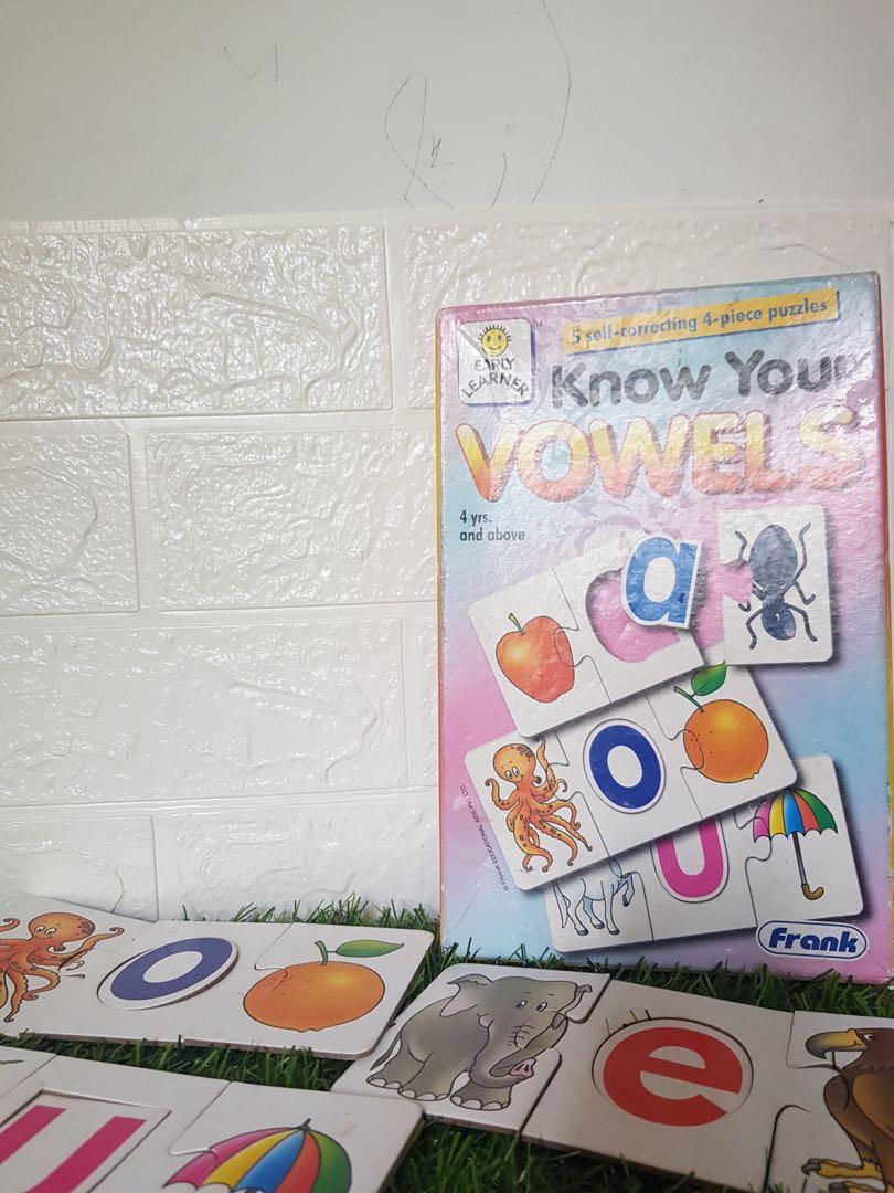 puzzle know your vowel, Bayi & Anak, Mainan & Baby Walker di Carousell