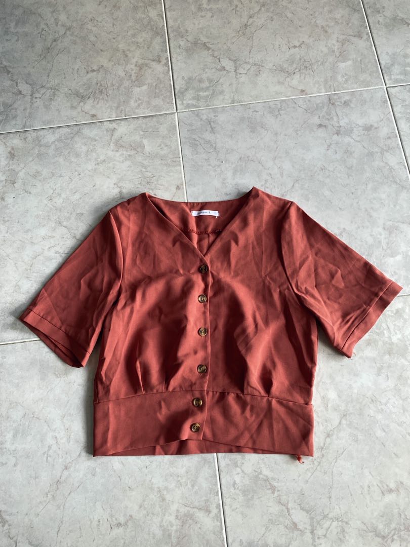 RUST BUTTON TOP, Women's Fashion, Tops, Blouses on Carousell