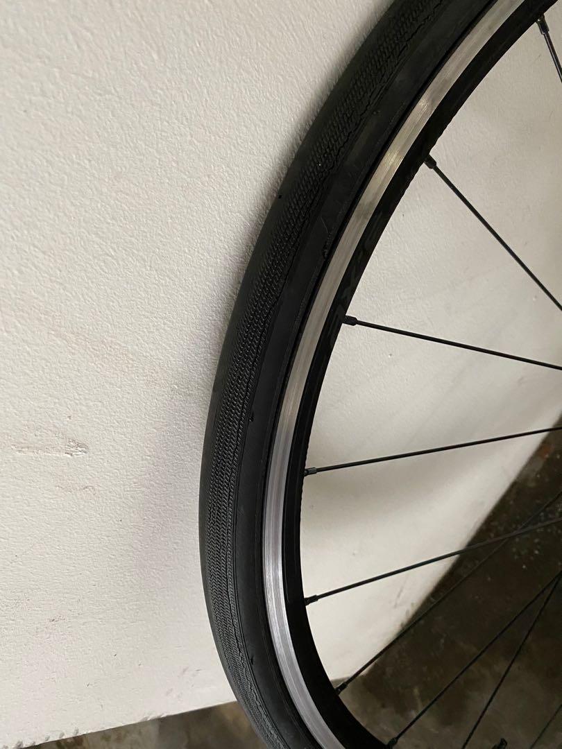 Specialized Axis wheels with tyres, Sports Equipment, Bicycles & Parts ...