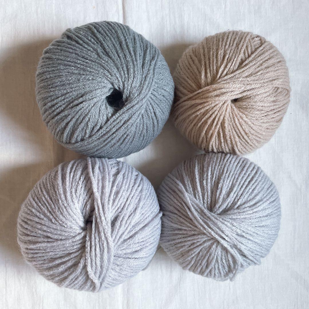 Spotlight Value Ball Gradient Acrylic Yarn, Hobbies & Toys, Stationery ...