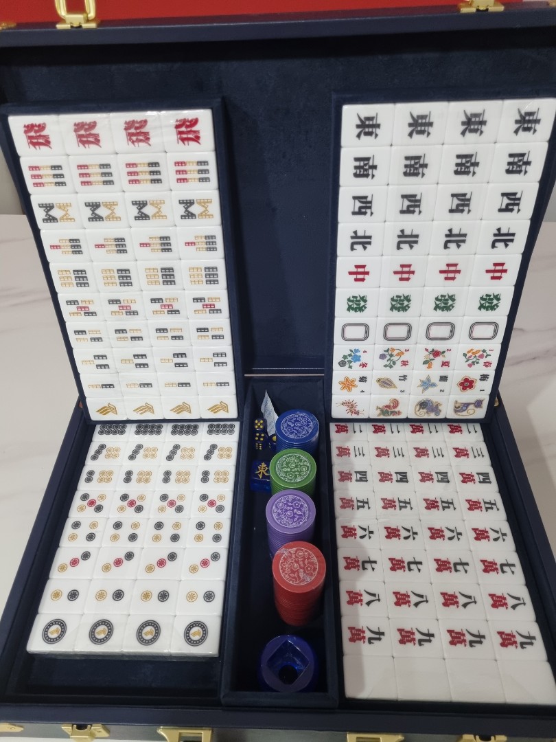 SQ mahjong tiles, Hobbies & Toys, Memorabilia & Collectibles, Vintage ...