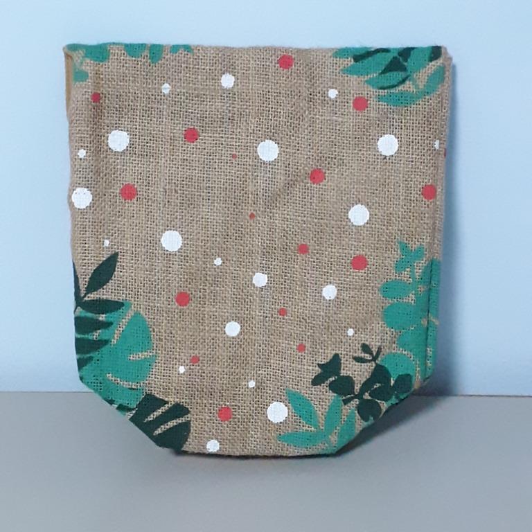 The Body Shop Pouch, Women's Fashion, Bags & Wallets, Purses & Pouches ...