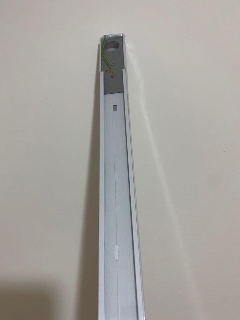 Track light 3m (track only), Furniture & Home Living, Lighting & Fans ...