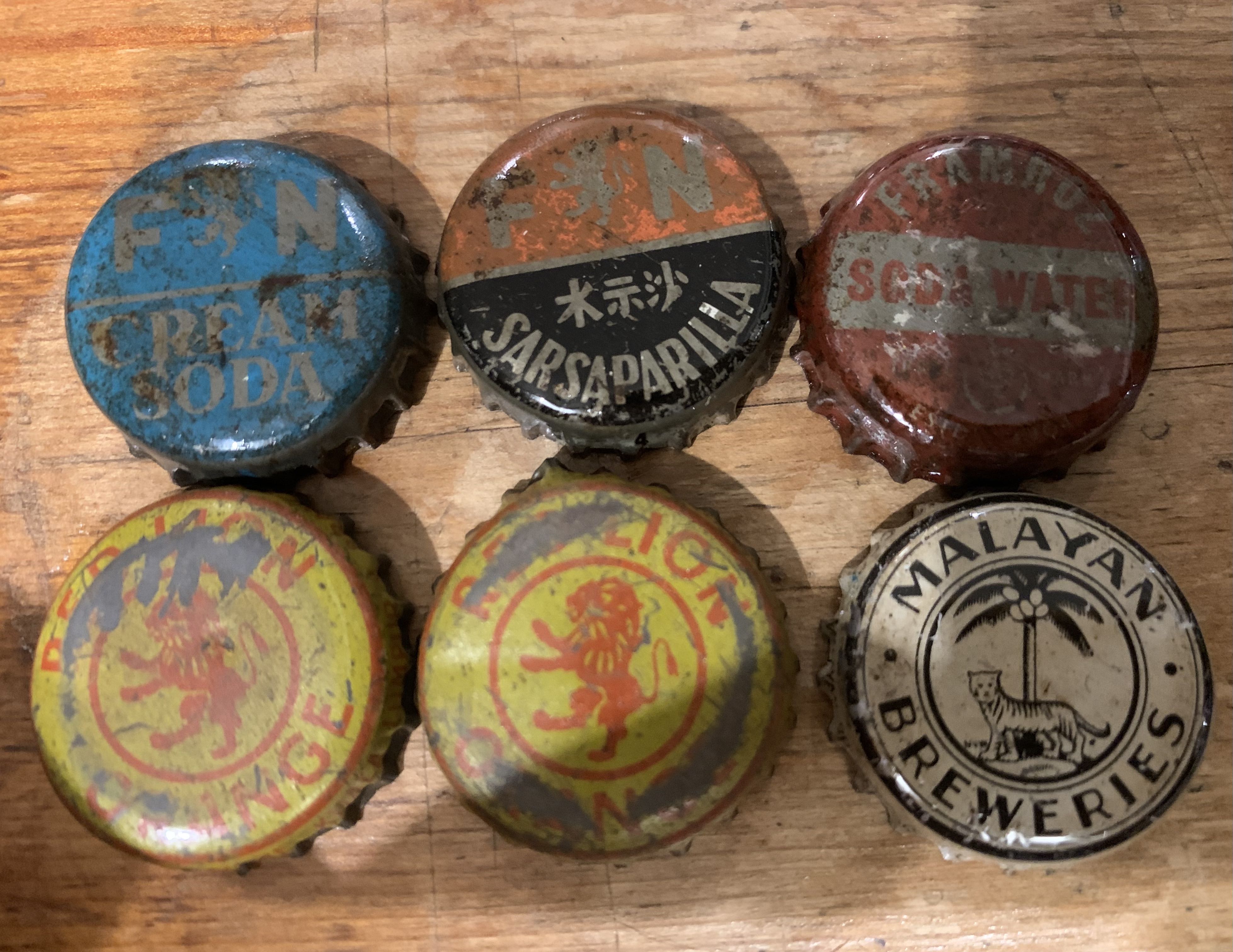 Vintage Bottle Caps, Hobbies & Toys, Memorabilia & Collectibles ...