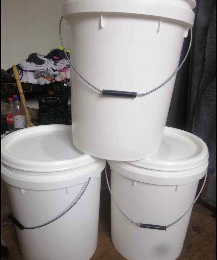 10pcs Pail / Timba / Plastic container / water drum, Furniture & Home ...