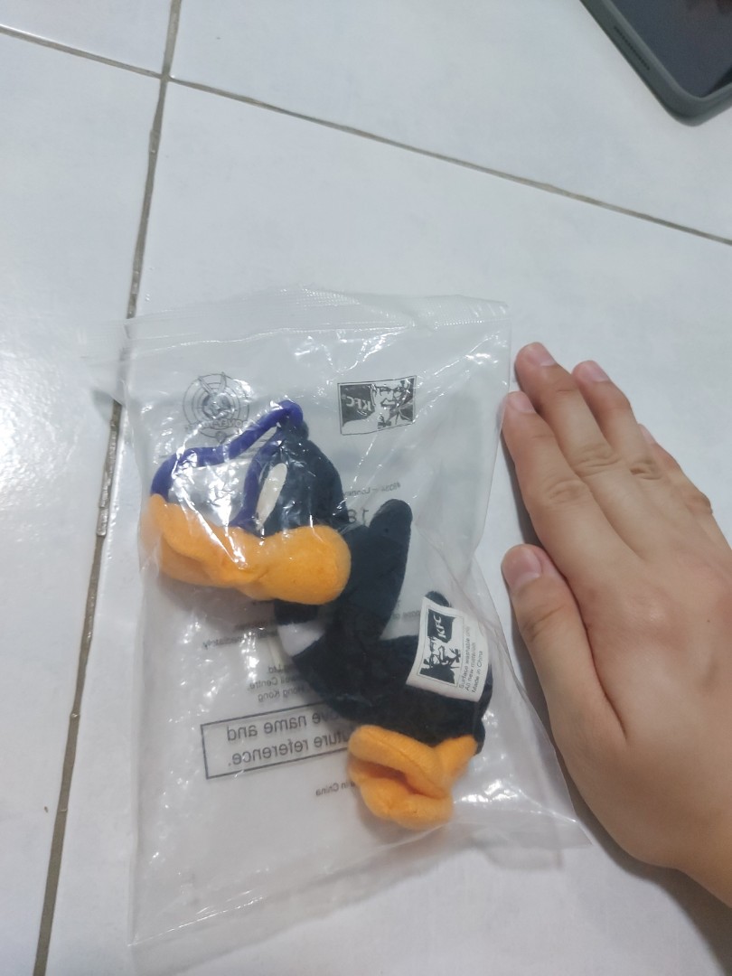 127. [KFC] Daffy Duck, Hobbies & Toys, Toys & Games on Carousell