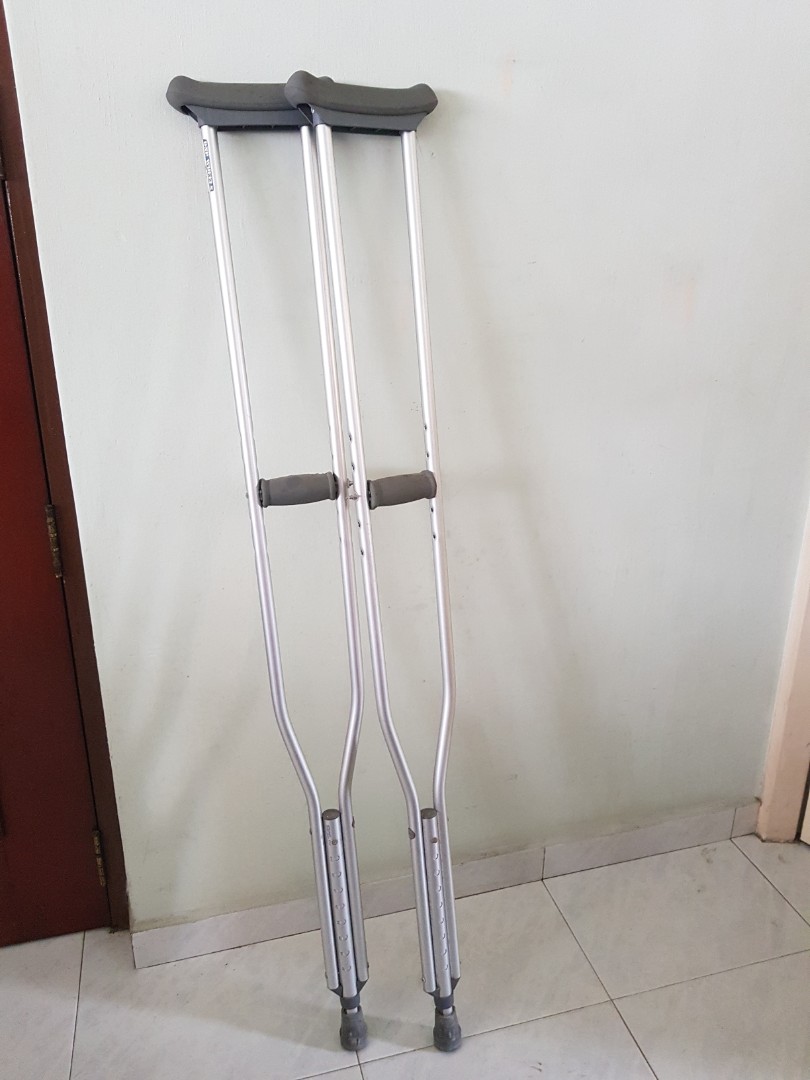 Adult clutches, Health & Nutrition, Assistive & Rehabilatory Aids ...