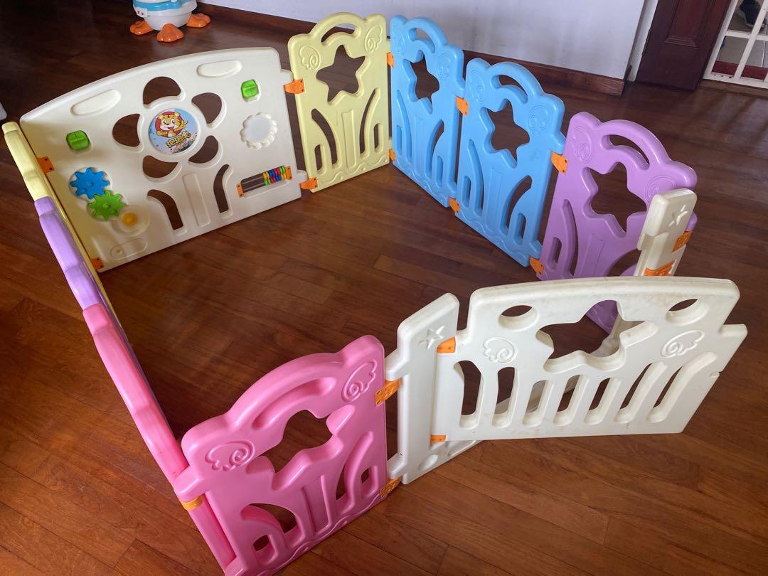Baby play pen - gate, panel, play panel, Babies & Kids, Baby Nursery ...