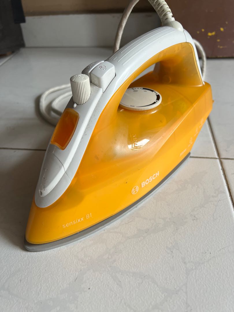 Bosch Iron, TV & Home Appliances, Irons & Steamers on Carousell