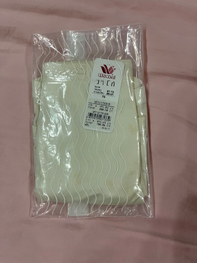 Brand new wacoal girdle, Women's Fashion, New Undergarments ...