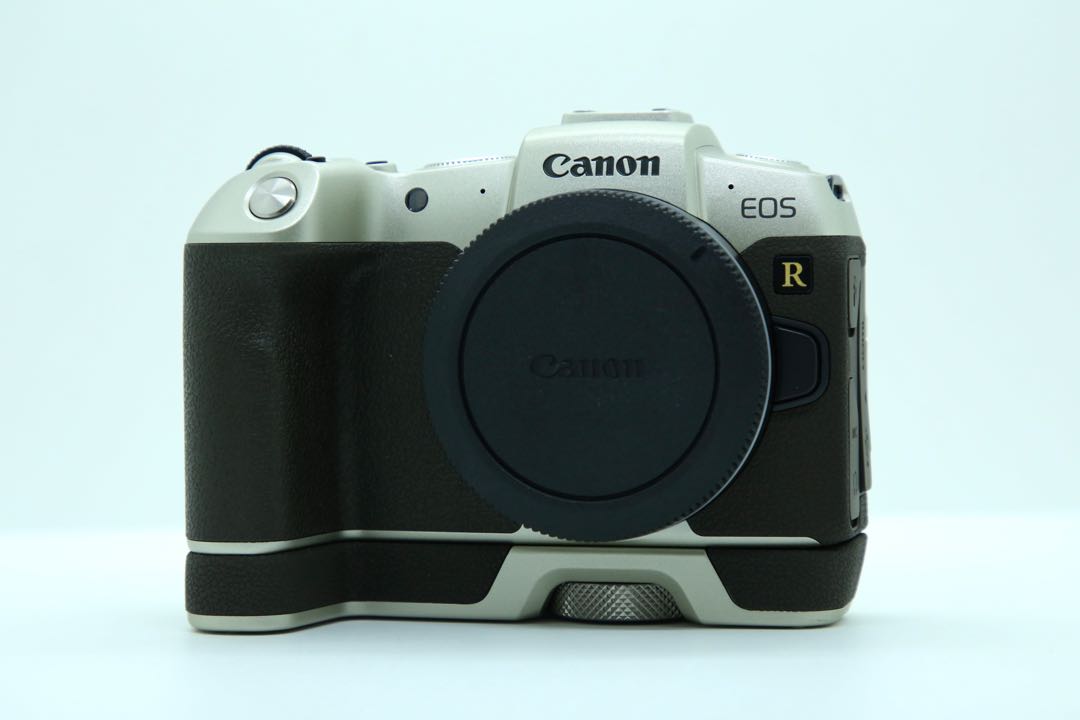Canon eos rp gold (Limited edition), Photography, Cameras on Carousell