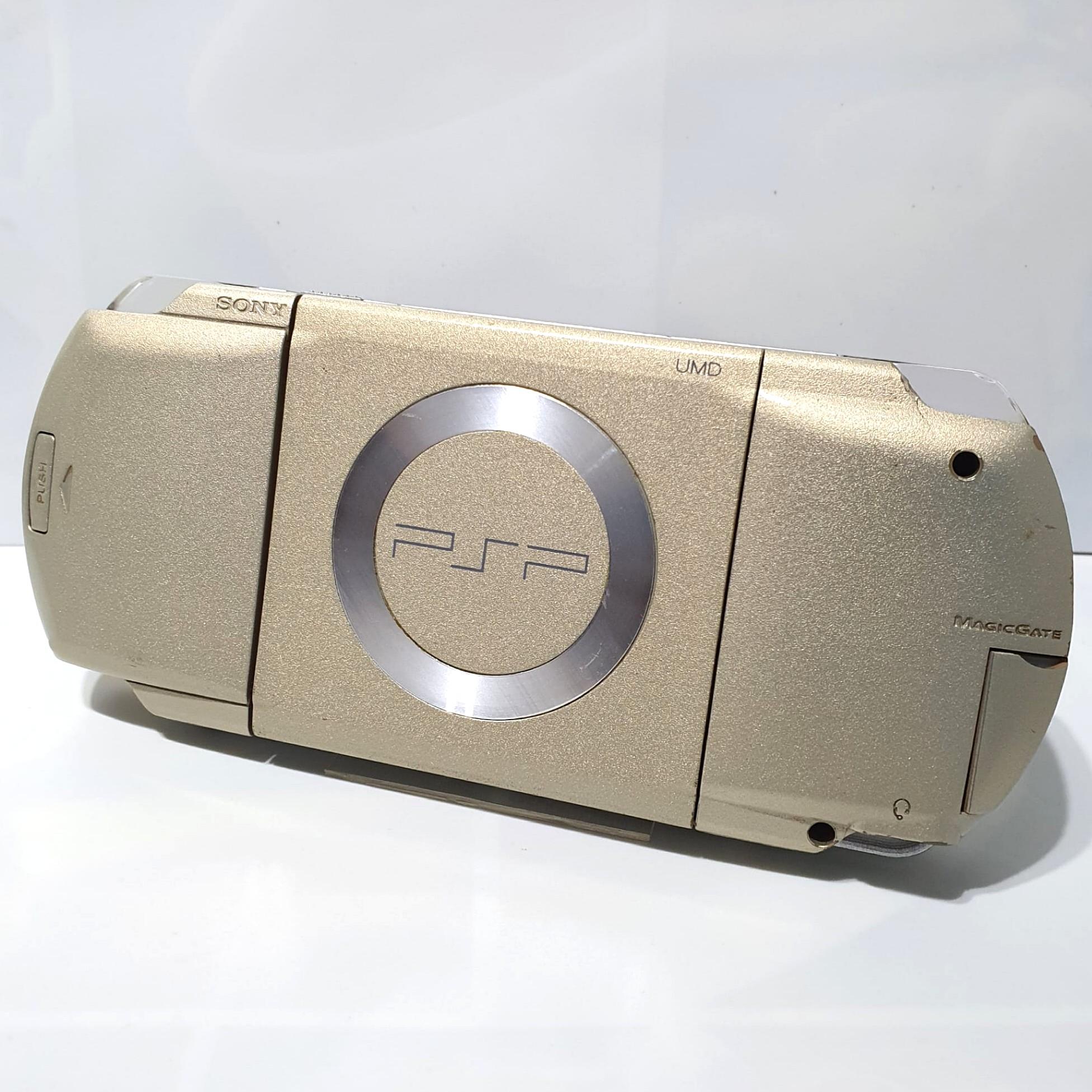 CHAMPAGNE GOLD PSP 1000 FOR SALE, Video Gaming, Video Game Consoles ...