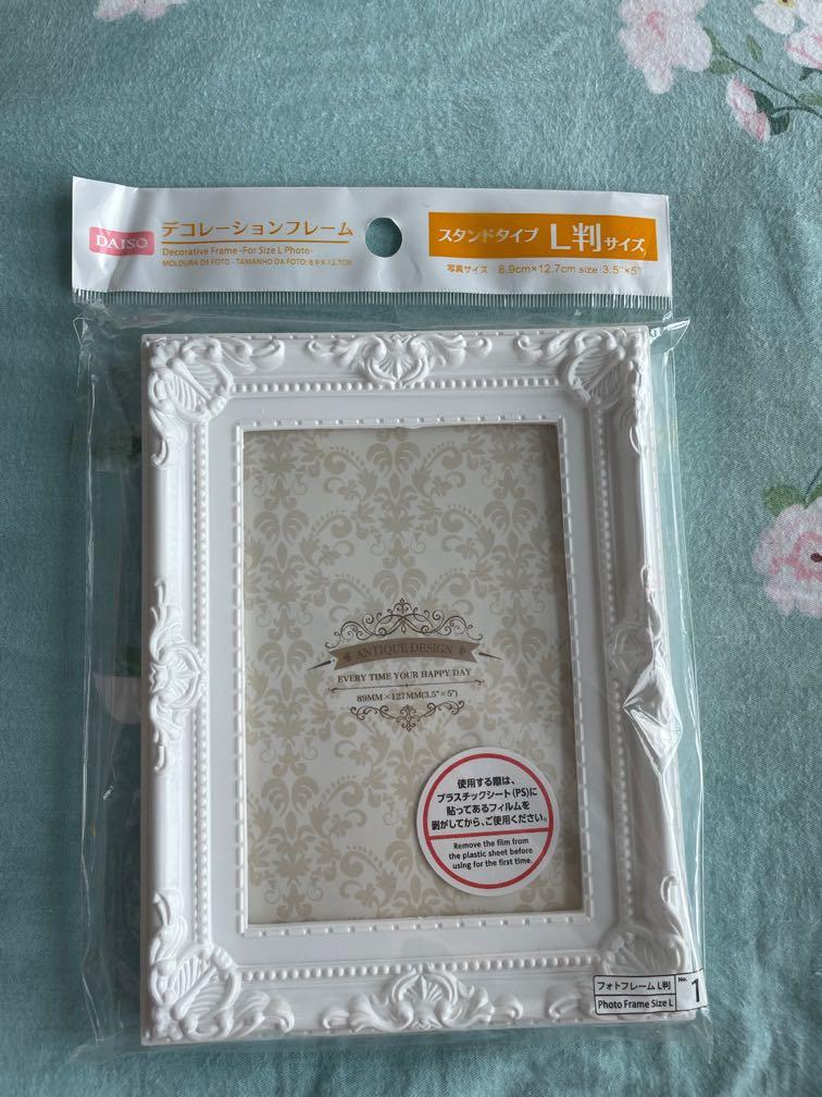 DAISO Photo Frame, Furniture & Home Living, Home Decor, Frames ...