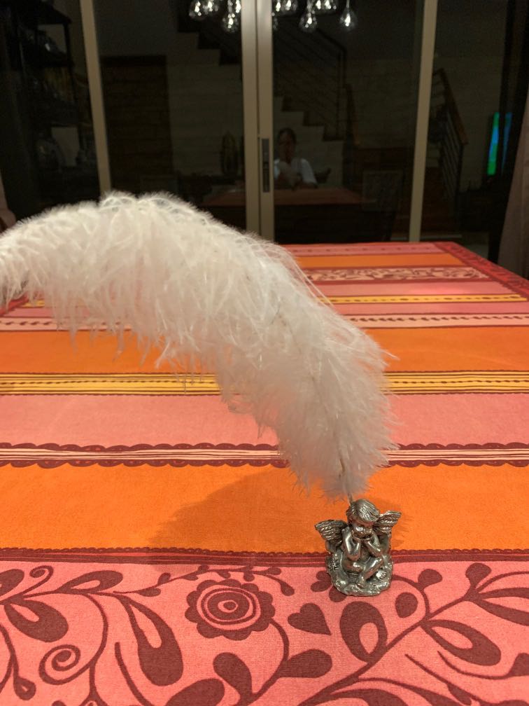 Feather Fountain Pen with Angel Stand, Hobbies & Toys, Stationery ...