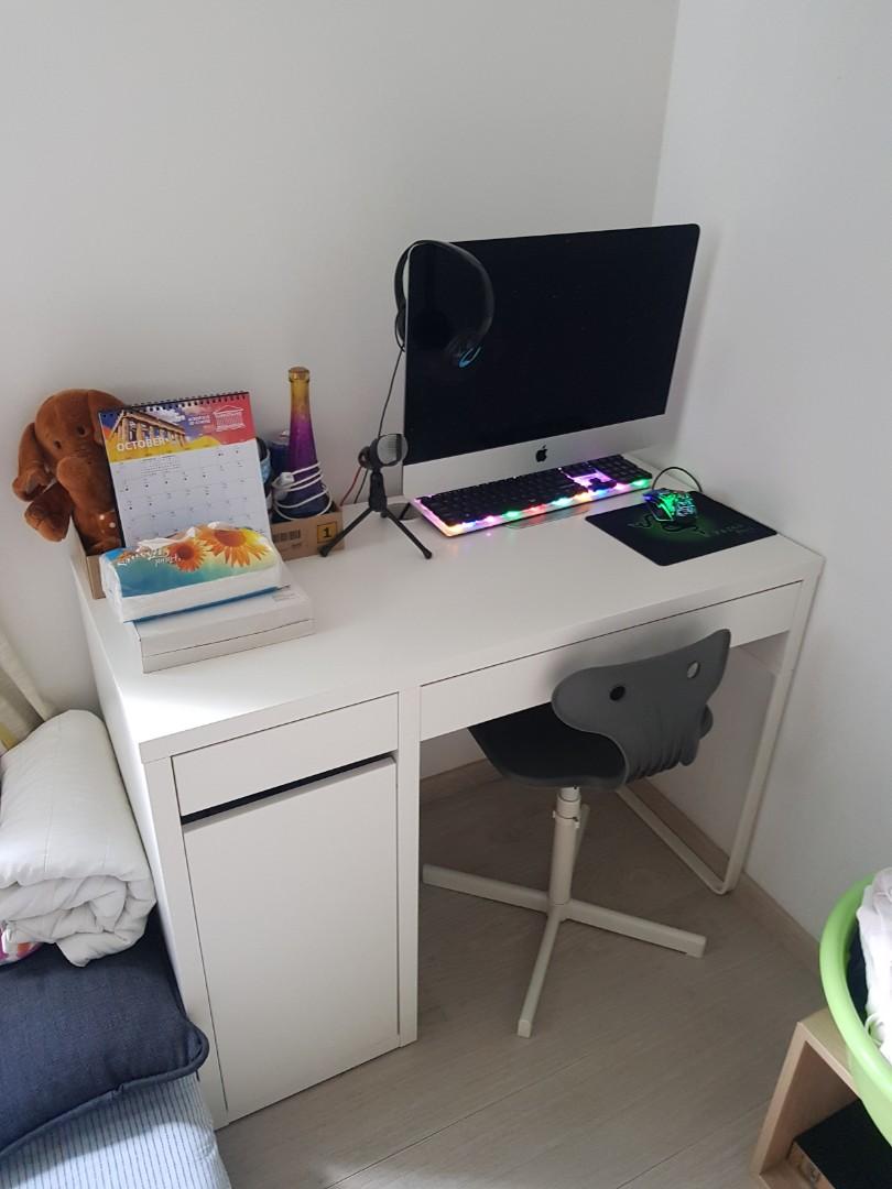 IKEA micke table, Furniture & Home Living, Furniture, Tables & Sets on ...