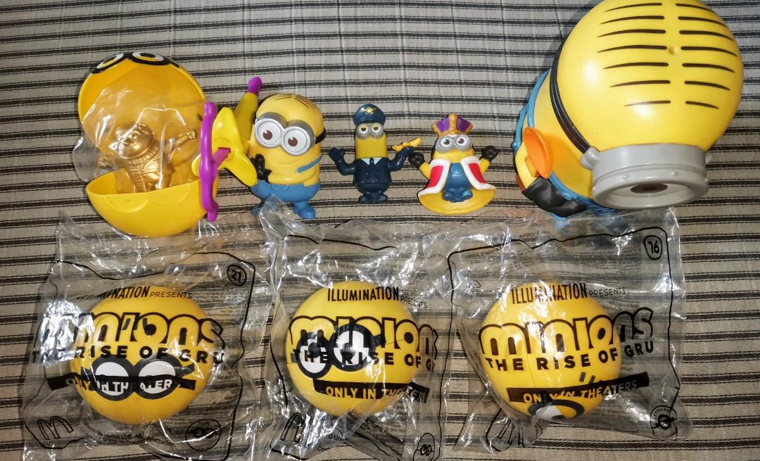 Minions Set of 8, Hobbies & Toys, Toys & Games on Carousell