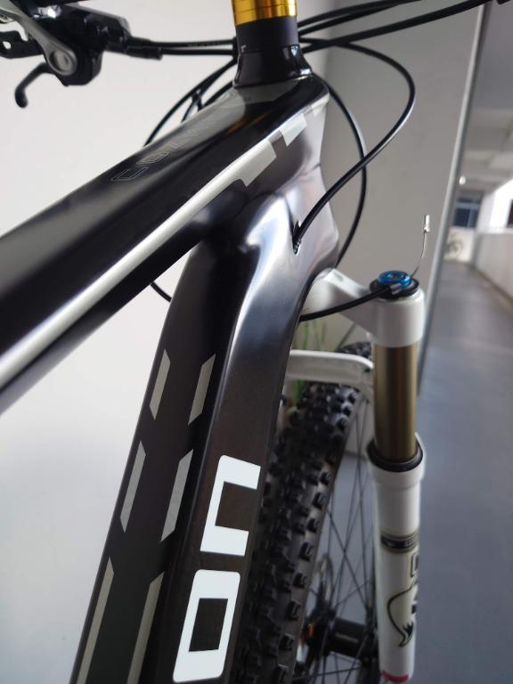 Mint Polygon Cozmic RX3 Carbon, Sports Equipment, Bicycles & Parts ...