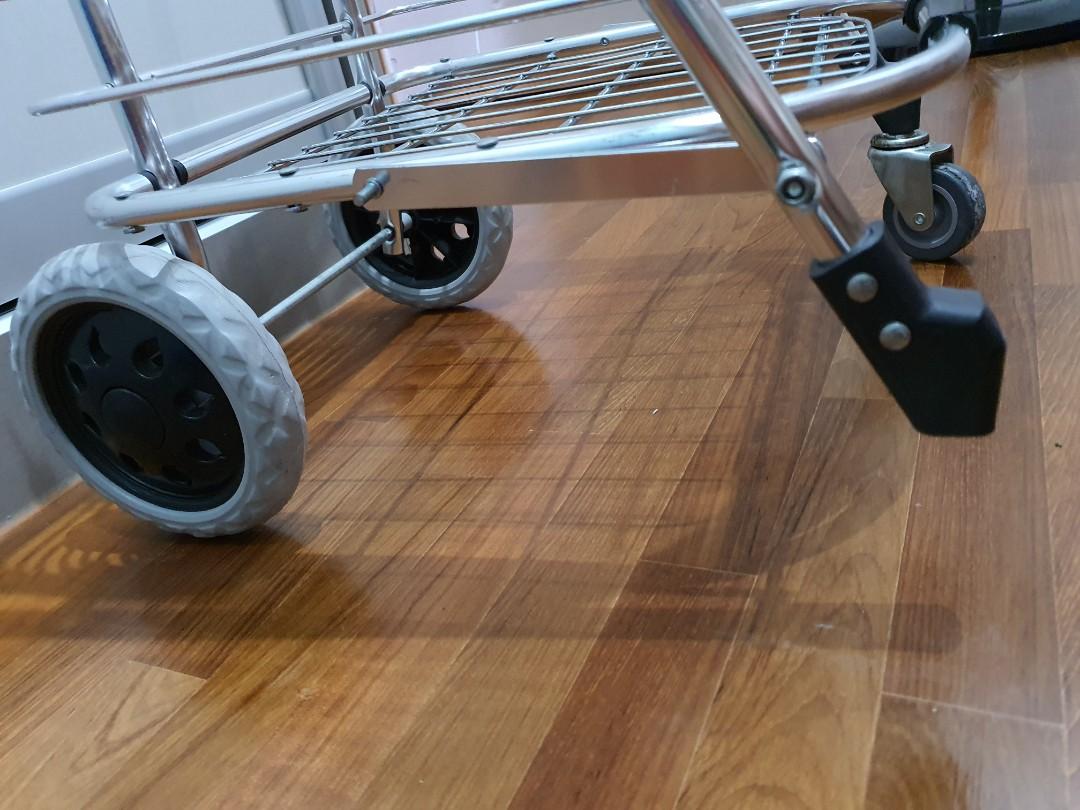 New 4 wheels trolley with 1 missing wheel, Everything Else on Carousell